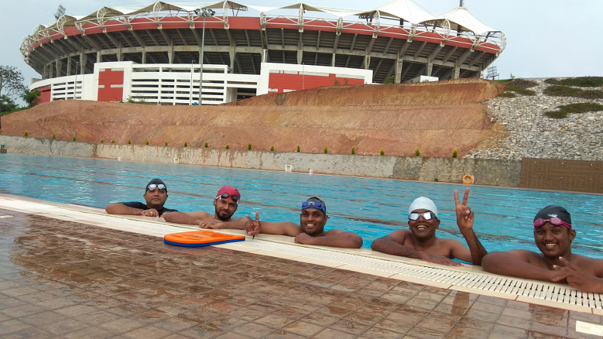 Adults Take to the Water at the KSFL-TENVIC Sports Academy - Aug 2017